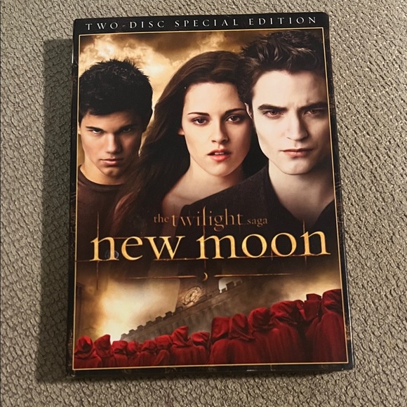 Other | Twilight Saga New Moon Twodisc Special Edition | Poshmark